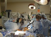 Η ΠΡΩΤΗ ΡΟΜΠΟΤΙΚΗ ΕΠΕΜΒΑΣΗ ΝΕΦΡΕΚΤΟΜΗΣ ΣΕ ΠΑΙΔΙ ΣΤΗΝ ΕΛΛΑΔΑ